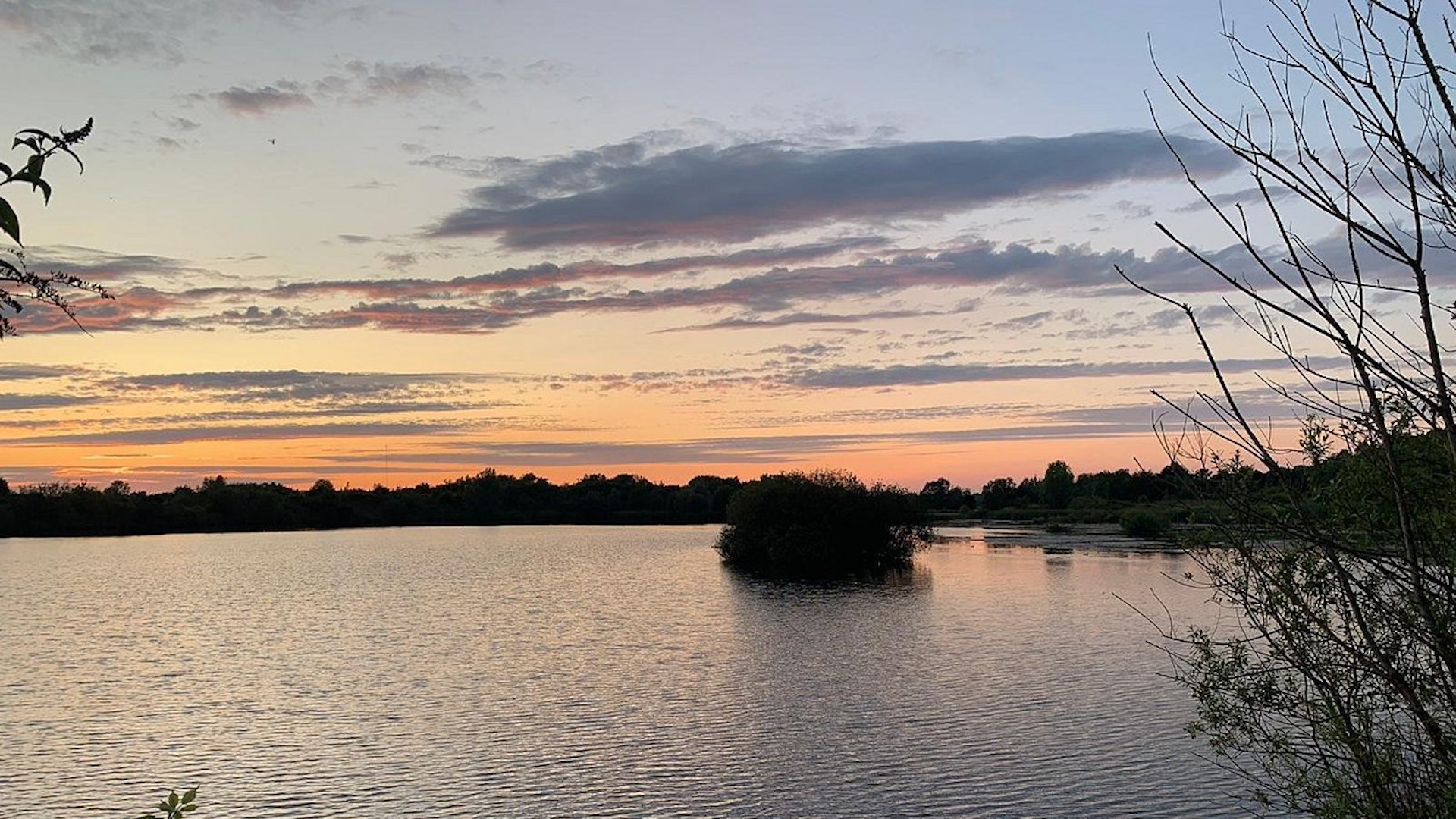 Cliff Lakes Aqua Park Half-Price Pass | Attractions Near Me