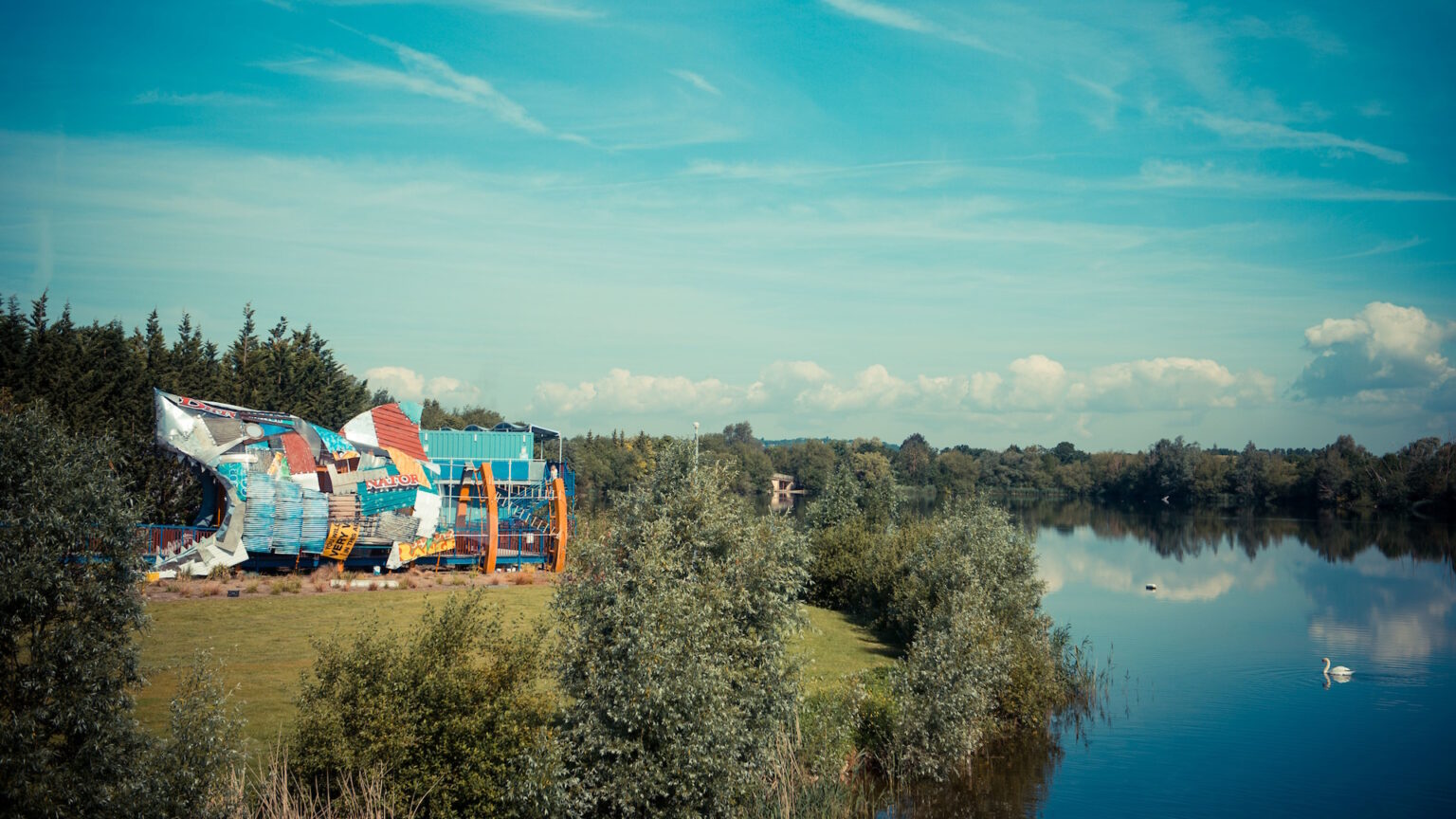 Everything You Need To Know About The Thorpe Shark Cabins | Attractions ...