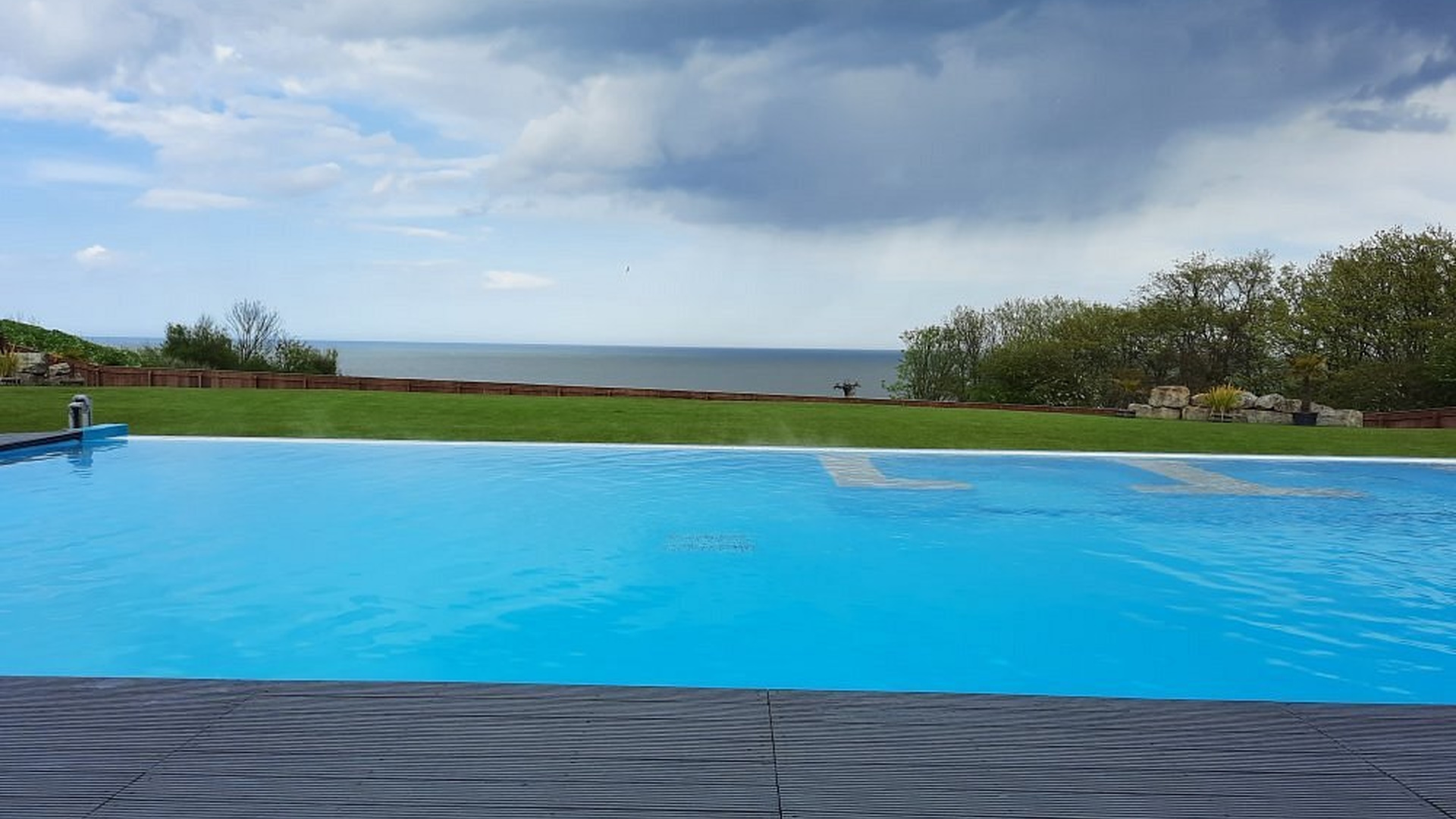 In Pictures - Scarborough’s Alpamare Waterpark Ready to Reopen ...