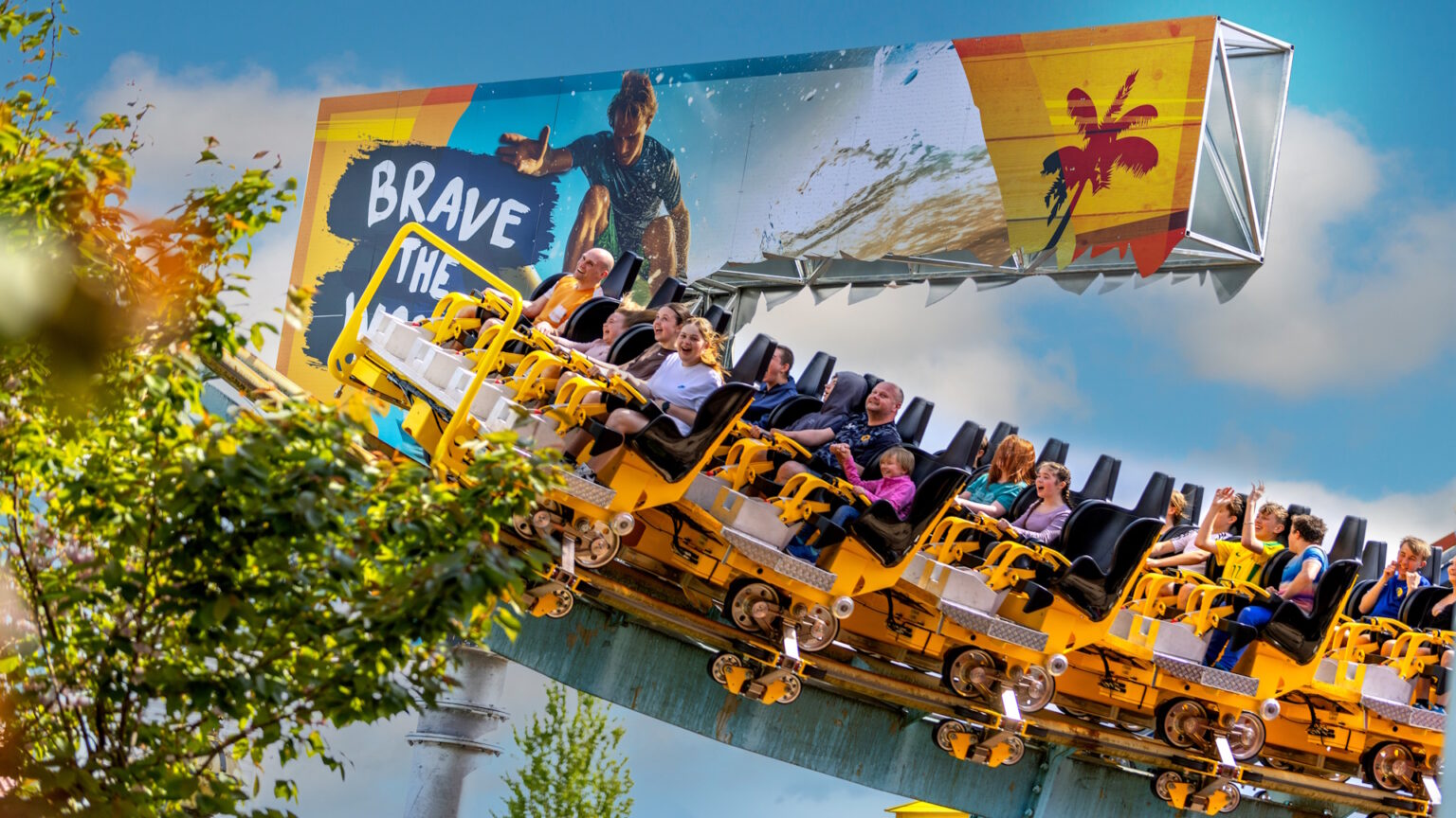 Drayton Manor Tickets Only £15pp | Attractions Near Me