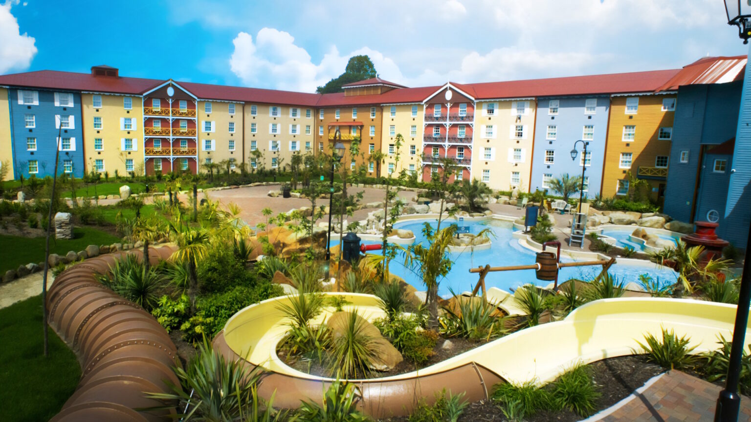 Alton Towers Hotels for a Relaxing Stay | Attractions Near Me