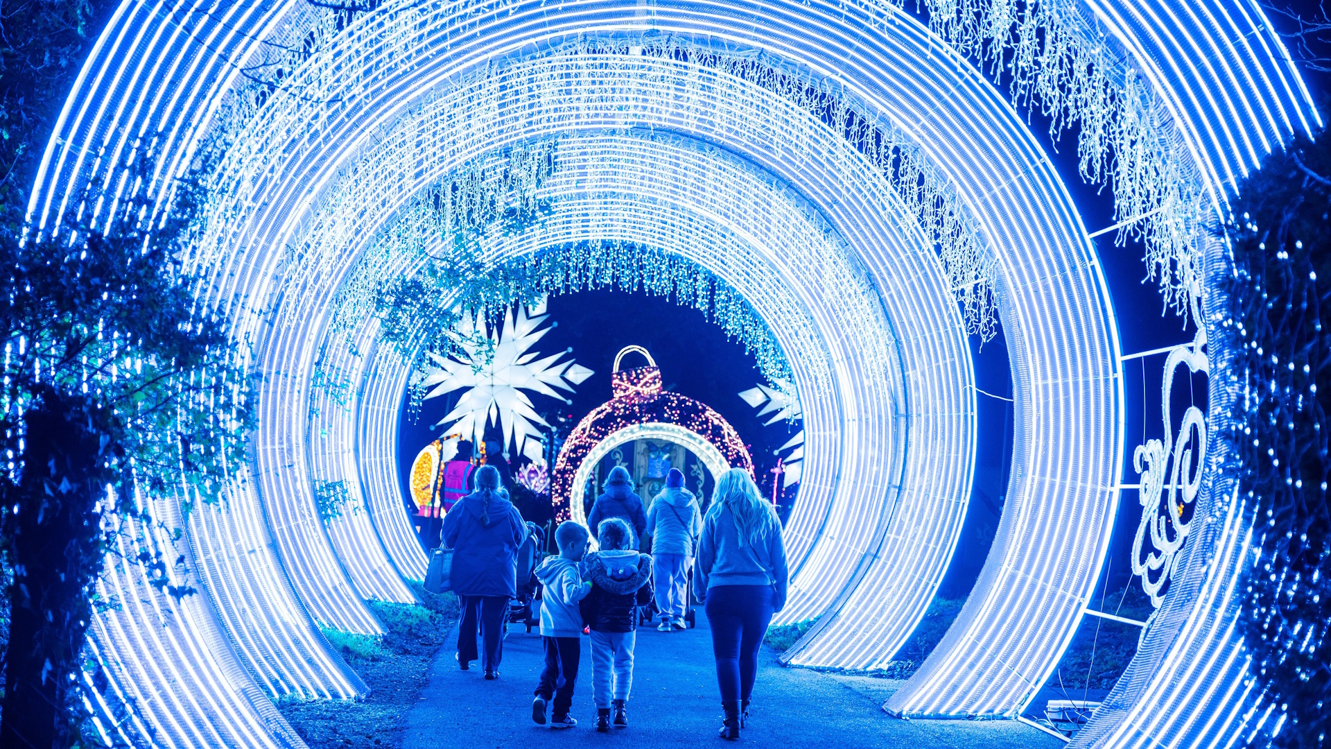 Land of Lights Festival Expands to Three Gulliver’s Theme Park Resorts ...